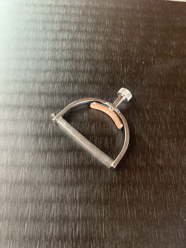 Elliott Capos Elliott Capos Elite Guitar Capo 16" Radius | Reverb