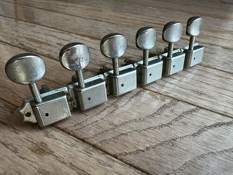 Gotoh Vintage Style Tuners Strat/Tele 6 In Line - Aged | Reverb