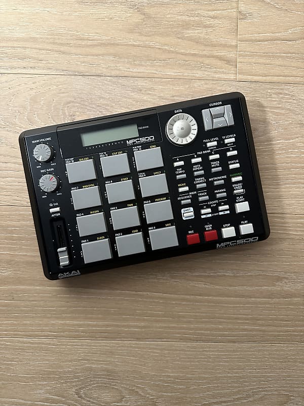 Akai Professional MPC500 Portable Music Production Center | Reverb