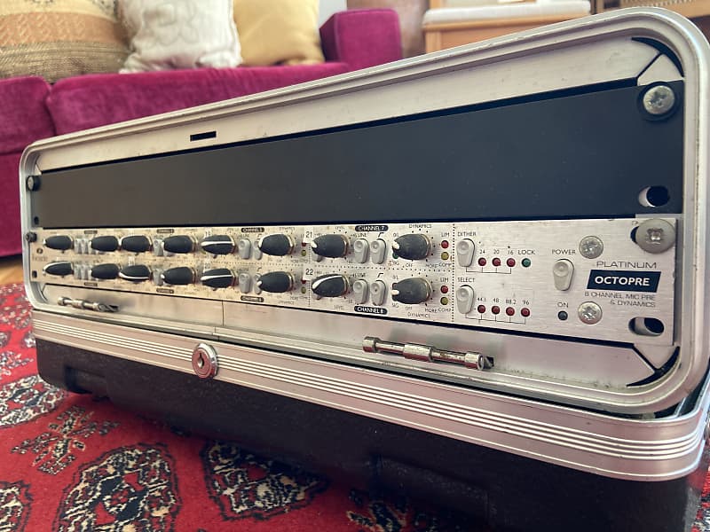 Focusrite Platinum Octopre LE 8-Channel Mic Preamp 2000s - | Reverb UK