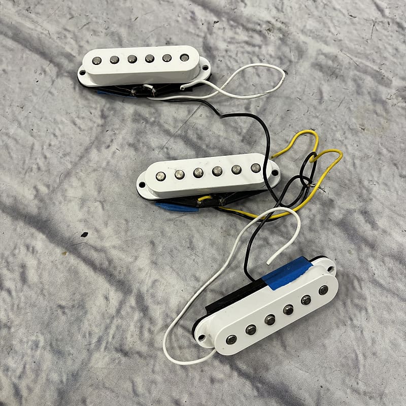 Squier Stratocaster Single Coil Pickups | Reverb