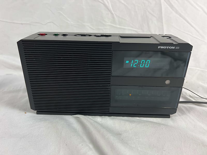 Proton 320 Desktop Clock Radio | Reverb