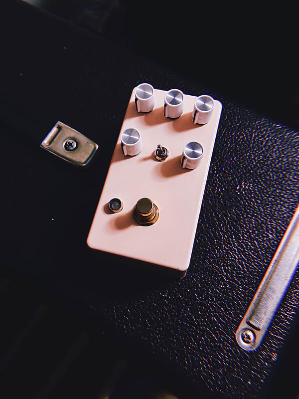 LS’89 (Ibanez MT10 Mostortion Clone) 2023 - Light Pink | Reverb