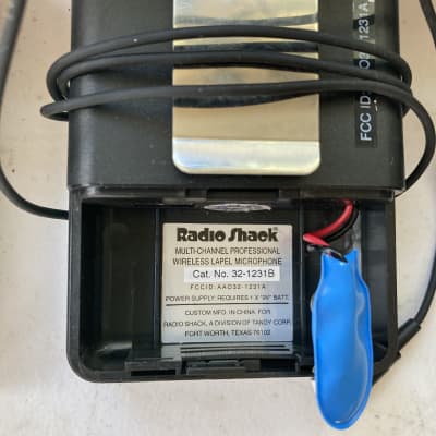 Vintage Radio Shack 170 MHz Wireless Microphones | Reverb