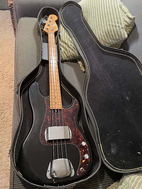 Hondo II Precision Bass 1979’s Black with Tortoise Pick Gaurd | Reverb