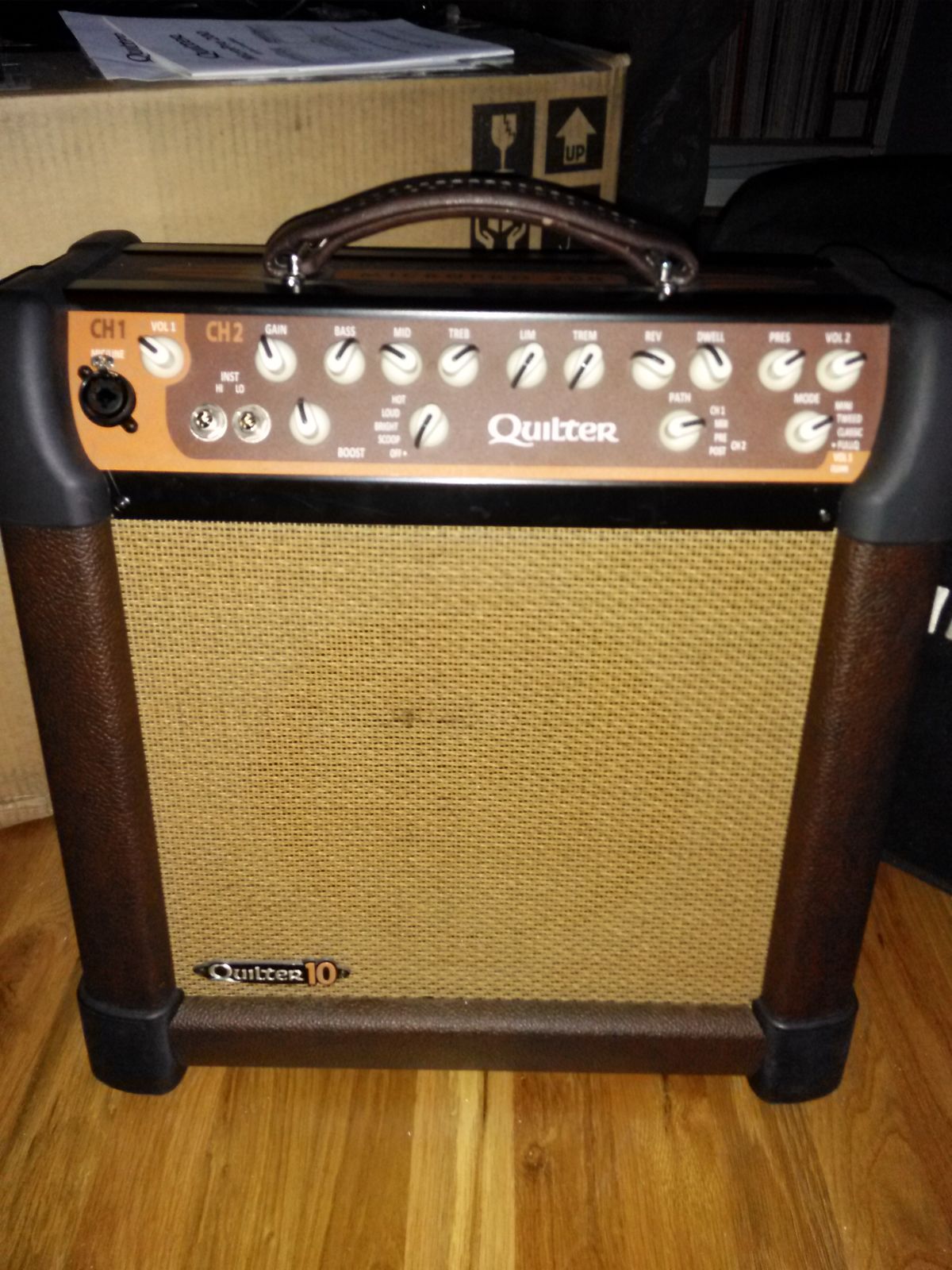 Quilter MicroPro 200-10 1x10 200W Guitar Combo | Reverb Canada