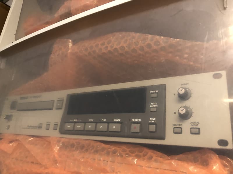 Tascam CD RW 5000 Professional rewritable recorder Tan | Reverb