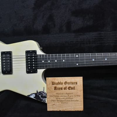 Gibson Custom Shop Diablo Mod Shop “SO WHAT” Explorer Relic | Reverb