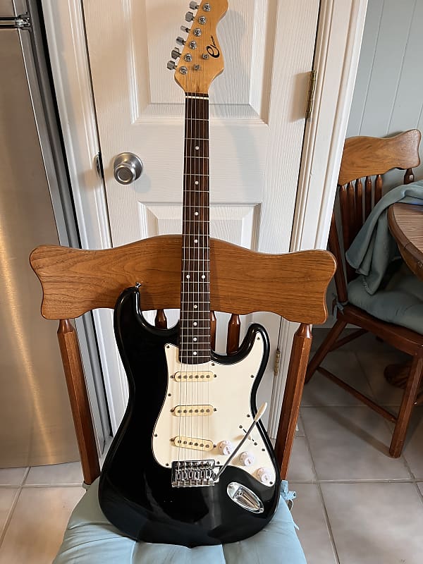 Eleca Strat Guitar with Tremolo Arm, Gig Bag, & Strap | Reverb