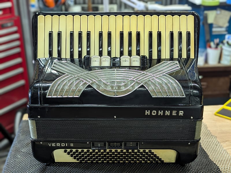 Hohner Verdi II Piano Accordion, 37 key/96-bass, | Reverb Australia