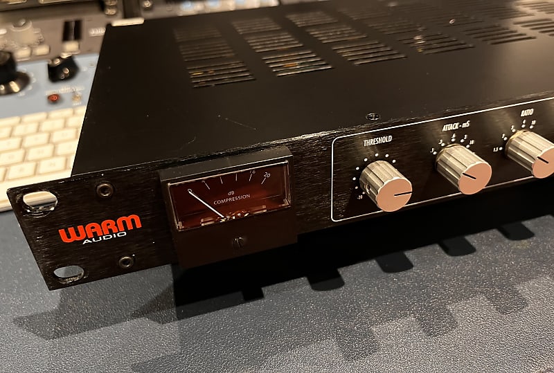 Warm Audio Bus-Comp 2021 - Nero | Reverb