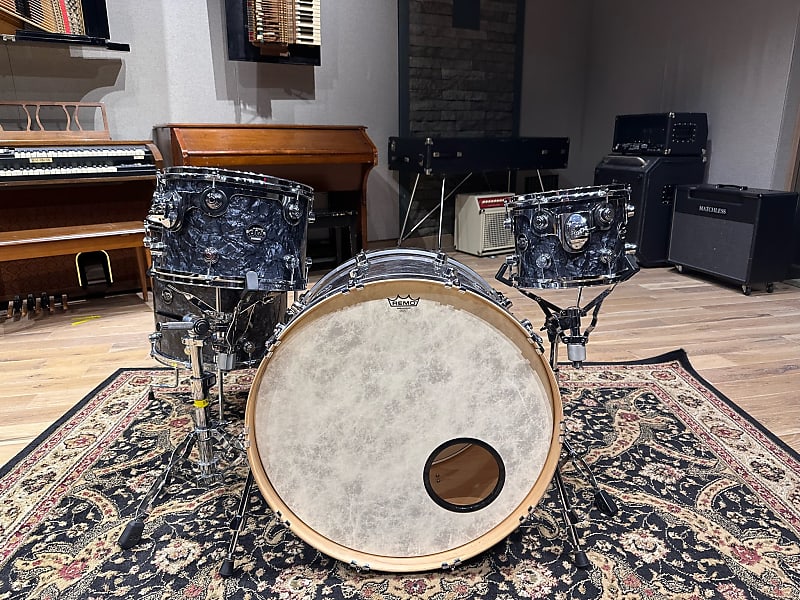 DW Performance series 4 Piece Black Diamond Finish 24” 16” | Reverb