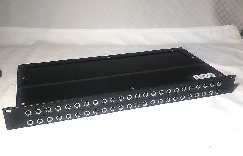 1/4" TRS To DB25 Patchbay - Patch Bay | Reverb