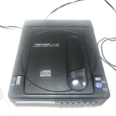 Vintage Tech: Walkman Portable CD Player Realistic CD-3200 / | Reverb