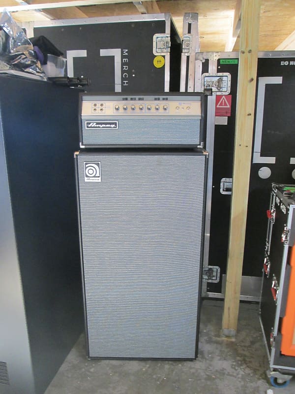 Ampeg SVT810E 800W 8x10 Speaker SVT-VR With Series 300-Watt | Reverb