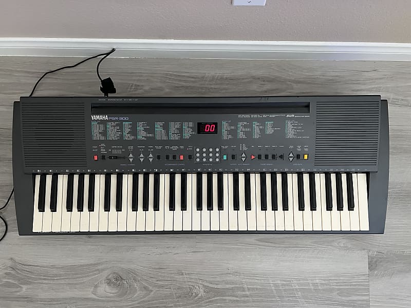 Yamaha PSR-300 | Reverb