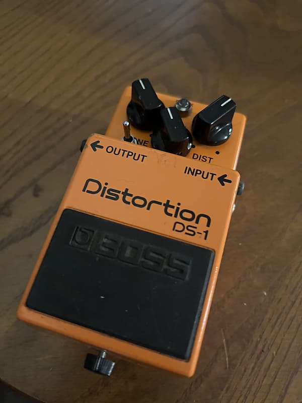 Boss DS-1 Distortion (analog version) MODDED | Reverb