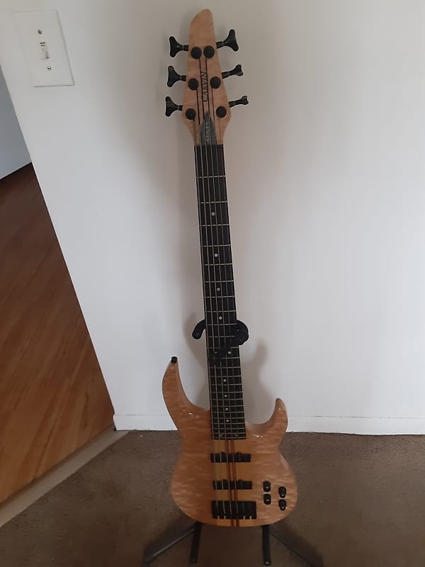 Carvin 6 String Bass | Reverb