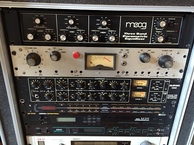 Moog 3 Band Parametric EQ MKPE | Reverb