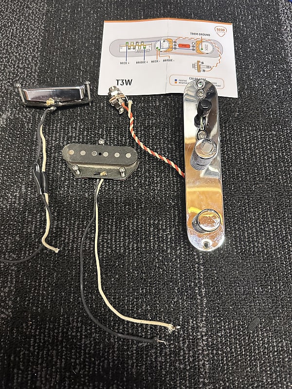 Lindy Fralin Vintage Hot Telecaster pickup set with Pre-wired | Reverb