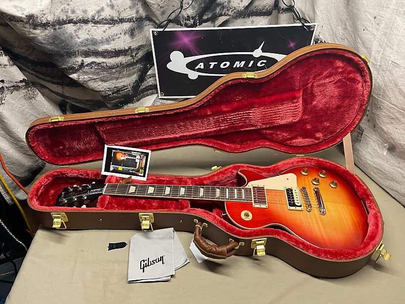 Gibson Les Paul Traditional Guitar with Case 2021 | Reverb