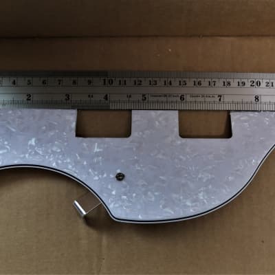 Hofner Ignition Cavern HI-CA Pickguard White Pearl with | Reverb