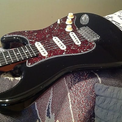 Fender Stratocaster/Partscaster Assembled 2024 - Cream gloss | Reverb