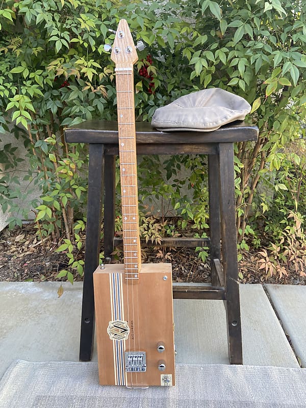 Cigar Box Guitar, 3-String Electric, Avo Classic | Reverb