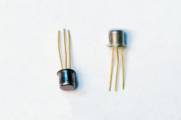 1981 Soviet Military NOS Silicon Transistors KT3102V | Reverb