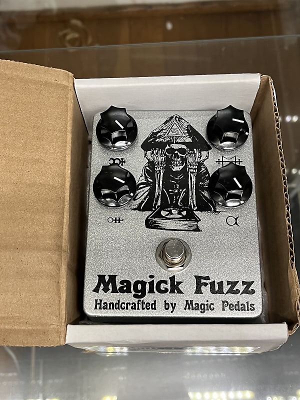 Magic Pedals Magick Fuzz 2022 Silver | Reverb