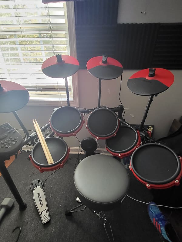 Alesis Nitro Mesh Kit Electronic Drum Set | Reverb