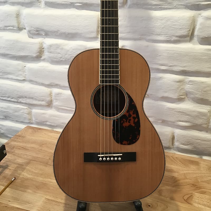 Larrivee P-03 Parlor Cedar & Quilted Mahogany Parlor P-03 | Reverb