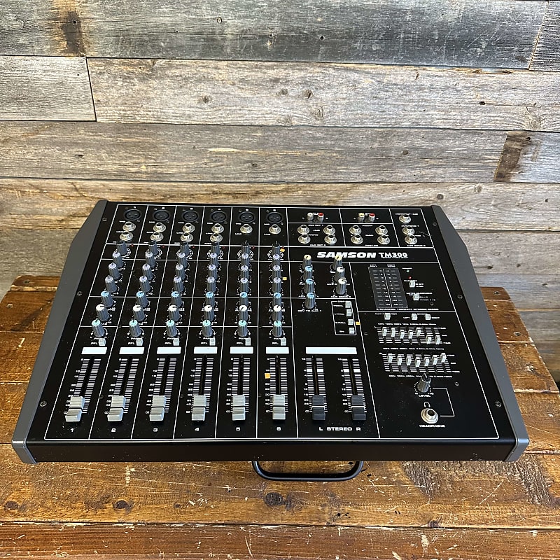 (16826) Samson TM300 Powered Mixer w/ Suitcase | Reverb