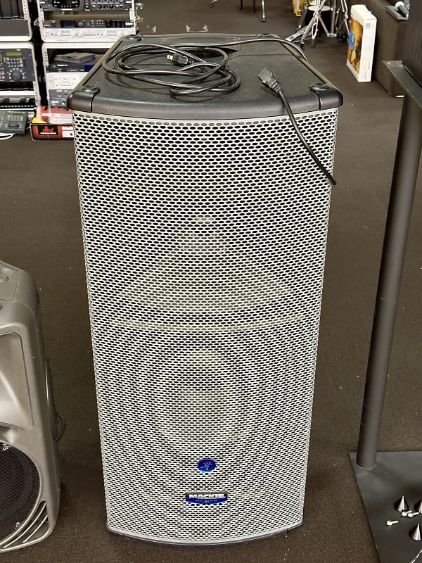 Mackie SA1530z Active Sound Reinforcement Speaker System | Reverb