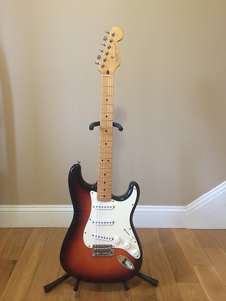 Fender Stratocaster Sunburst | Reverb