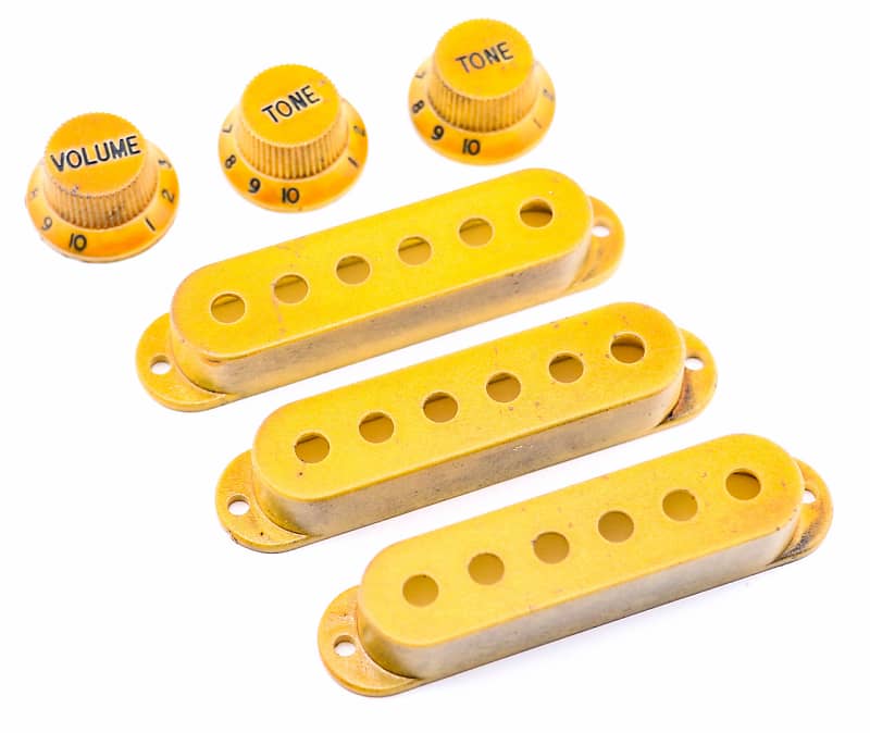AGP ™ Relic Stratocaster ® Aged Pickups Covers *52/52/52mm | Reverb
