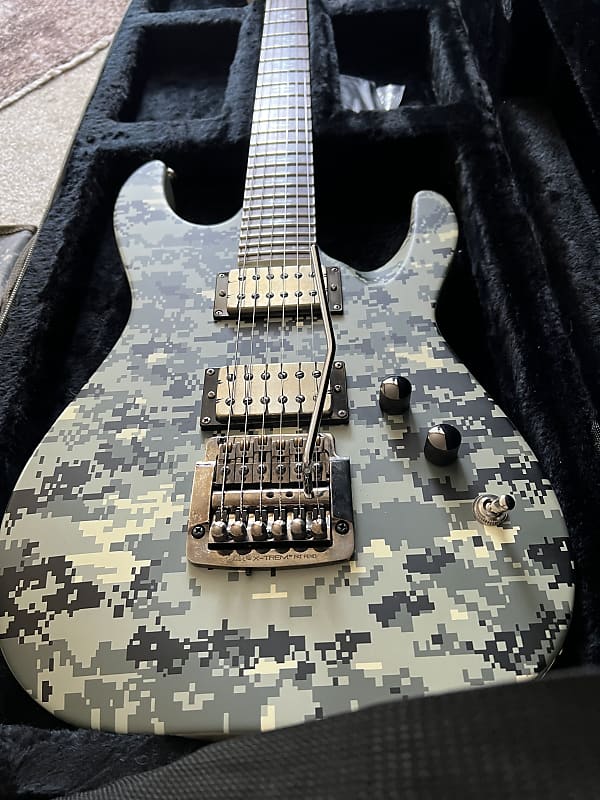 ESP LTD JH-200 Digi Camo War Pig 2009 - Digi Camo | Reverb