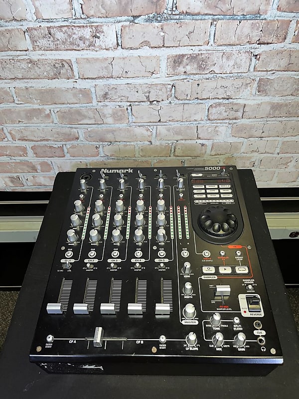 Numark 5000FX DJ Mixer (Buffalo Grove, IL) | Reverb