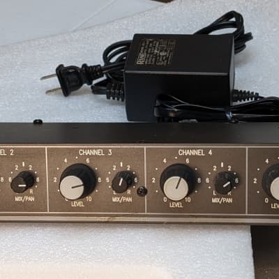 Rane SM26B 6-Channel 1U Rackmount Splitter / Mixer / Booster | Reverb