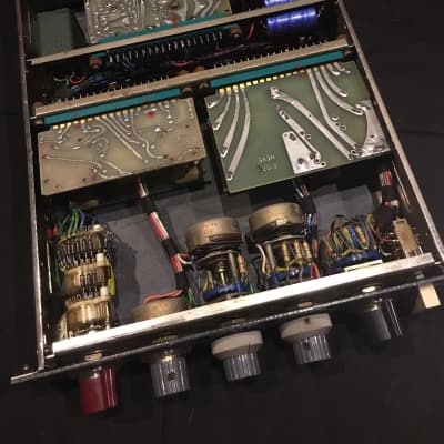 Vintage Neve 1073 8-Channel Mic Preamp EQ Racked with output | Reverb