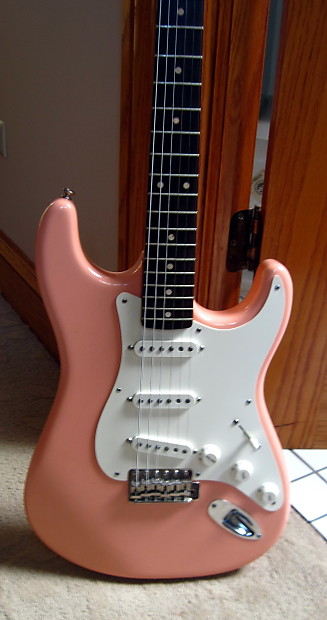 Warmoth Stratocaster body Shell pink | Reverb