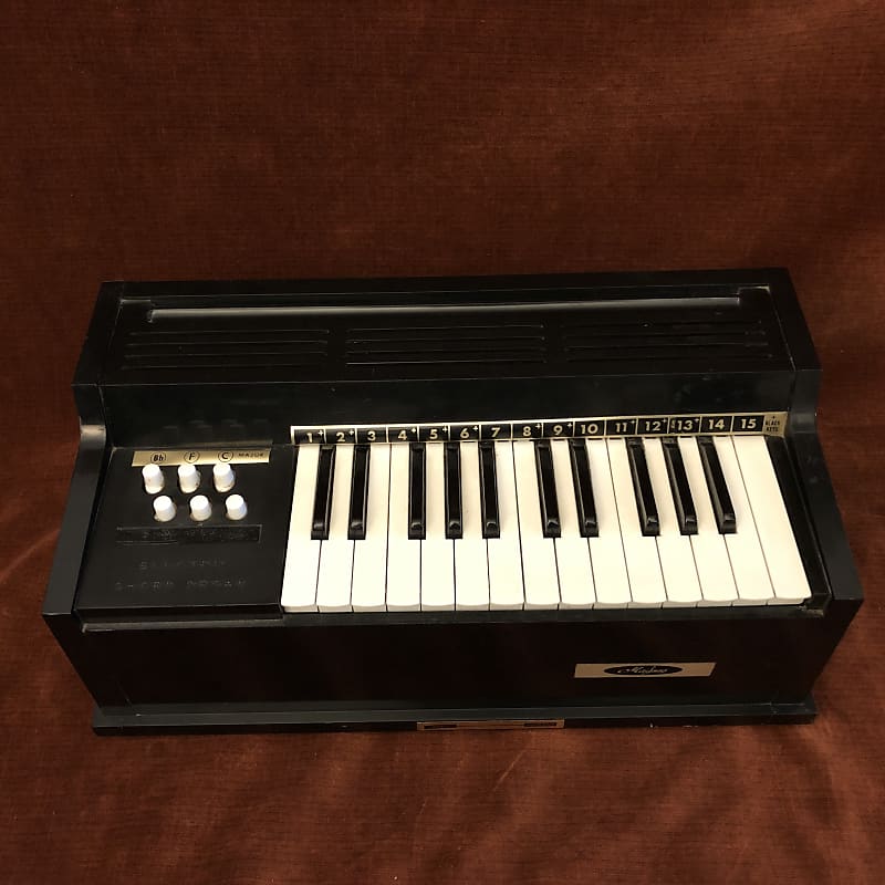 Magnus Model 300 Vintage Electric Air Reed Chord Organ c. | Reverb