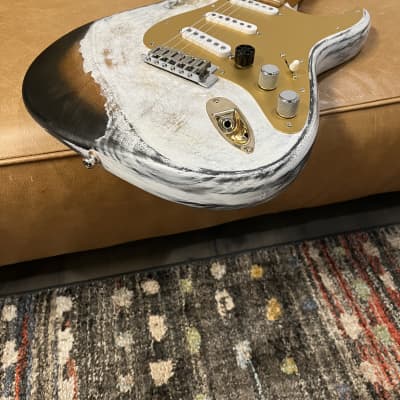 Fender Partscaster Strat 2023 - Relic’d White | Reverb