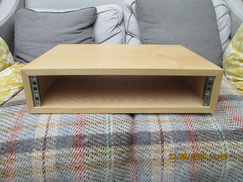 CANFORD 19 inch, 2 unit, rack case 15 inches deep 2020s - Ash | Reverb