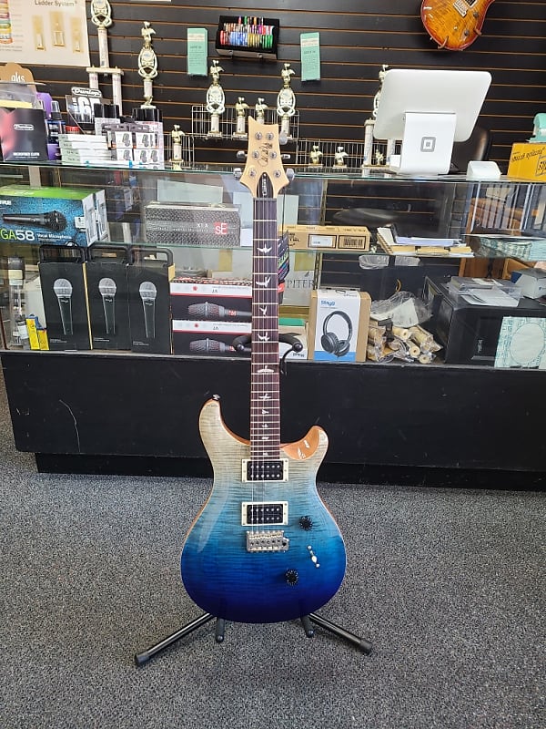 PRS SE Custom 24 Blue Fade | Reverb