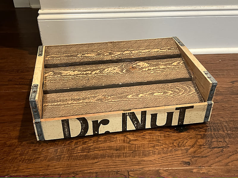 Sidewinder Pedalboard Dr Nut Cola / Soda Crate 2022 - Natural | Reverb