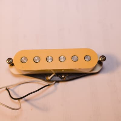 Custom Shop Strat 2022 Cream | Reverb