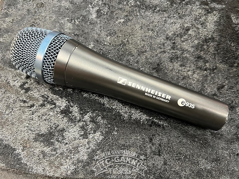 Sennheiser E935 | Reverb