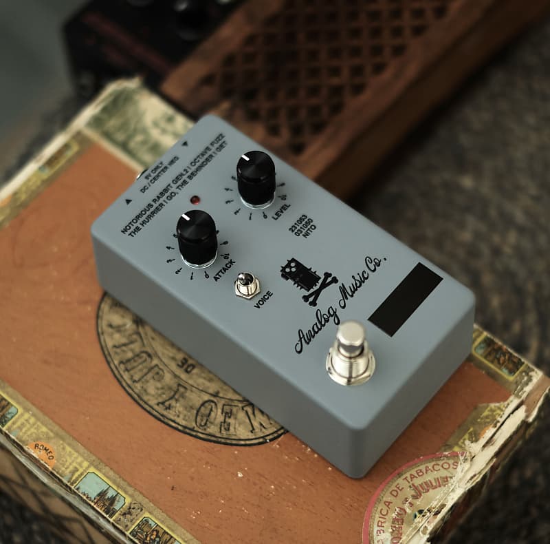 Analog Music Company Notorious Rabbit Octave Fuzz Gen.2 Grey | Reverb