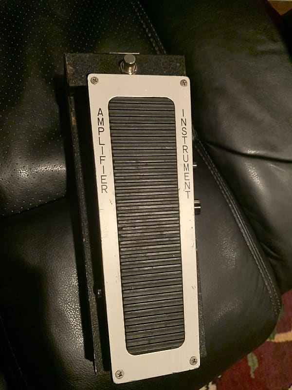 Jax Shin Ei Wah Companion Fuzz 70’s | Reverb